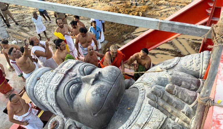 SBA Temple Receives USA’s Second Tallest Hanuman Statue in DMV